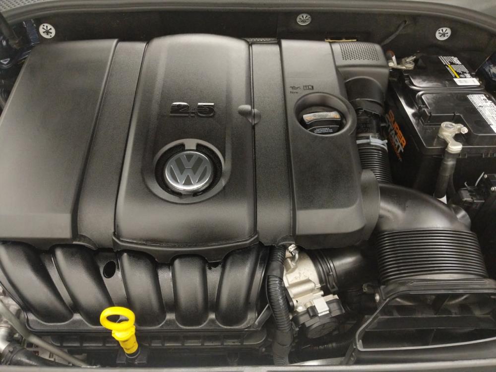 2014 Volkswagen Passat 2.5L Wolfsburg Edition for sale in Bakersfield ...